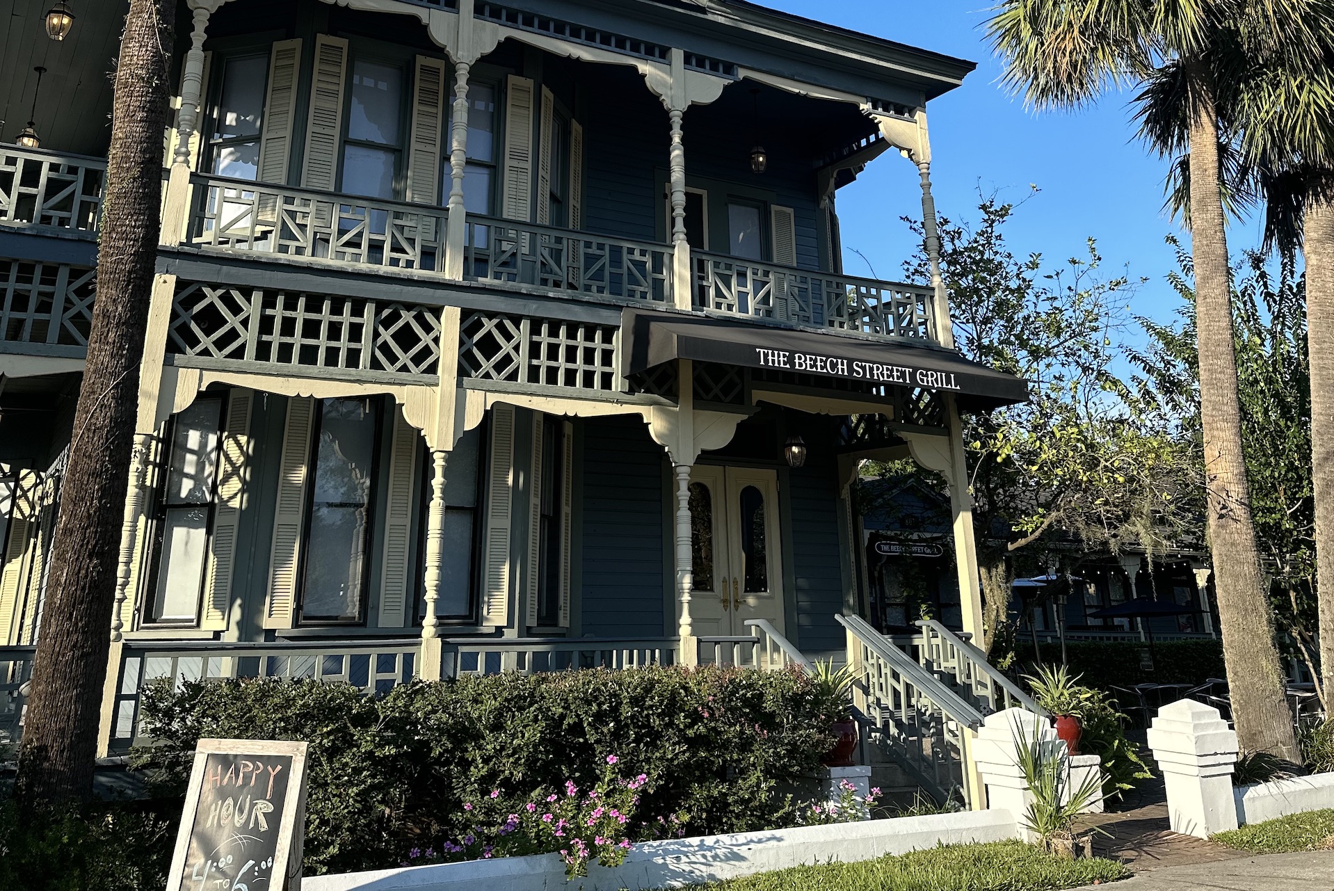 Dining Around Town - Destination Amelia